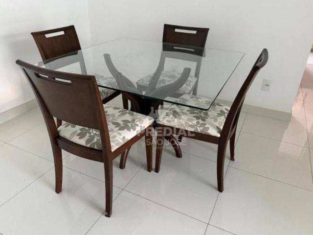 Apartamento 82 m² com 2 dormitórios, 2 vagas e excelente localização no Jardim das Colinas