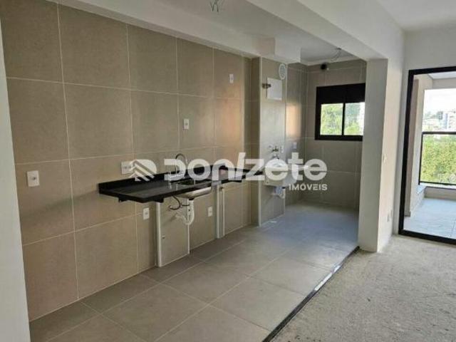 Apartamento 87 m² com 2 Quartos, Varanda Gourmet e 2 Vagas na Vila Bastos – Financia