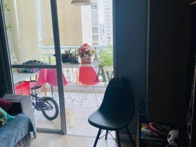 Apartamento 84m² com 2 quartos, 1 suíte e 2 vagas à Venda no Tatuapé