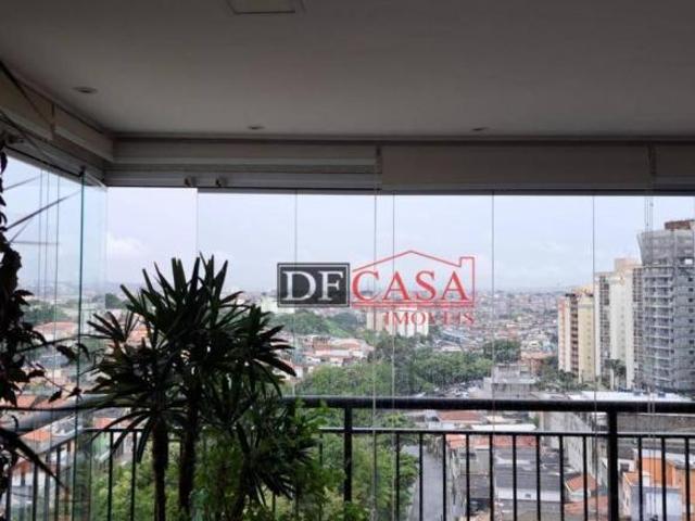 Apartamento 85m2 com 2 dormitórios 1 suite e c/ 2 vagas de garagem em Condomínio Clube Completo