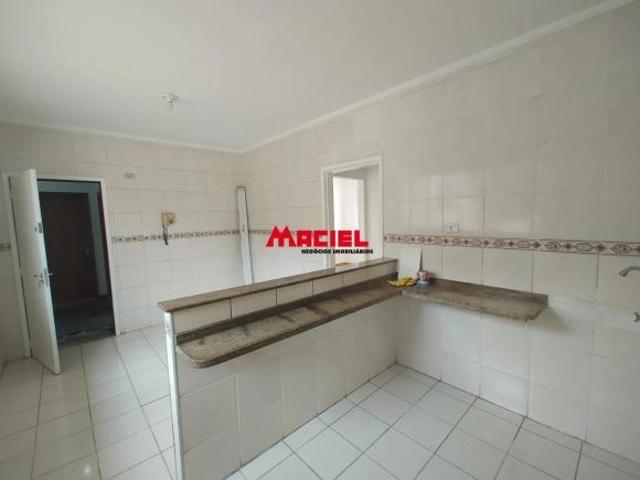 Apartamento 93 m2 Bairro vista Verde com duas Garagens