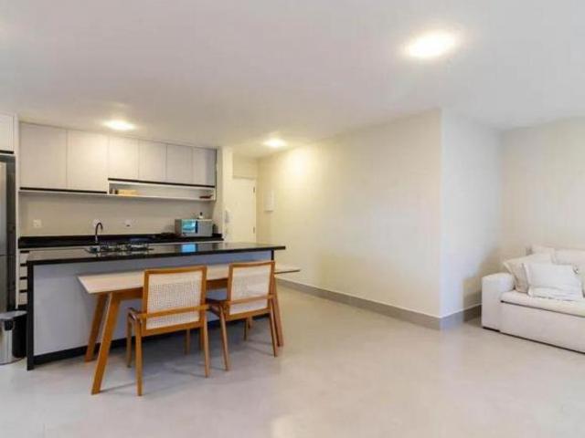 Apartamento 90m2 com 2 dormitórios na Rua Doutor César em Santana