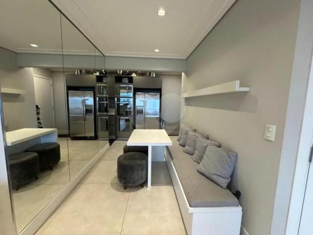 Apartamento 2 dormitórios, 2 suítes, em Santana