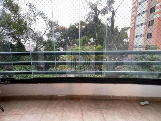 Apartamento 92m², 3 dormitórios 1 suíte, 2 vagas de garagem Vila São Francisco