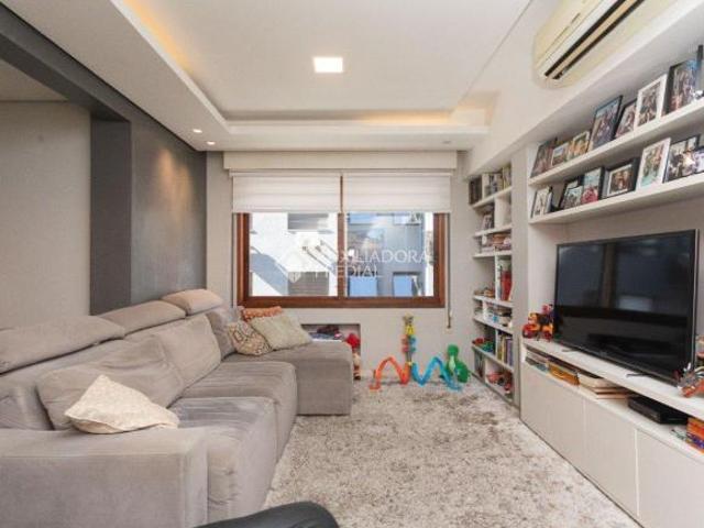 Apartamento 94m² no Rio Branco com 3 dormitórios e 1 vaga