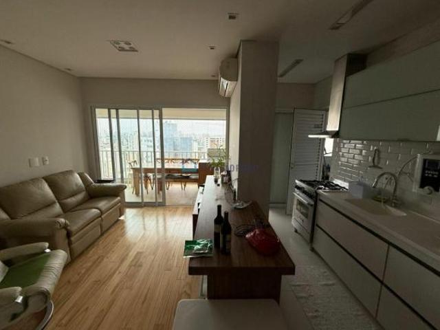 Apartamento 95m² à venda 3 quartos, varanda gourmet 2 vagas, depósito, Aclimação