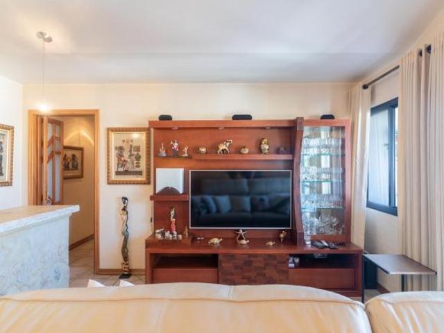 Apartamento 98M², 3Q, 1 Suíte, 4 Banheiros, 2 Vagas, Varanda, Piscina, Academia, Brinquedoteca, Salã