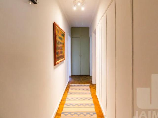 Apartamento 03 dormitórios, 01 vaga em Cerqueira César