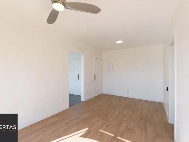 Apartamento 03 dormitórios, sem garagem
