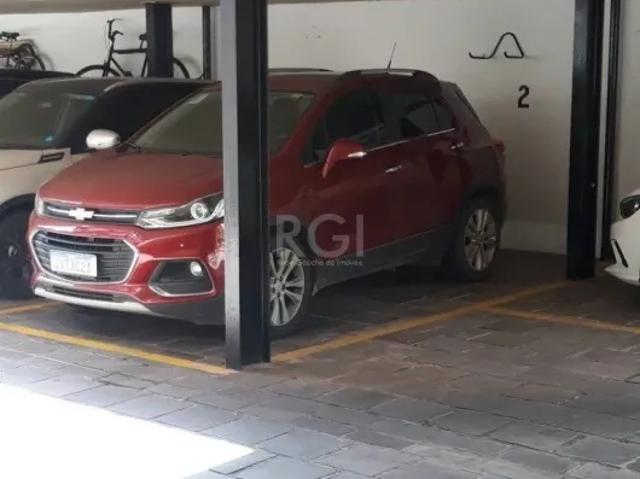 Apartamento 03 dormitórios 01 suíte, com vaga escriturada, no bairro Santana, em Porto Alegre RS