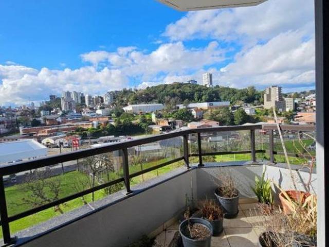 Apartamento 03 dormitórios 01 suíte e 04 vagas para venda, bairro Salgado Filho Caxias do Sul