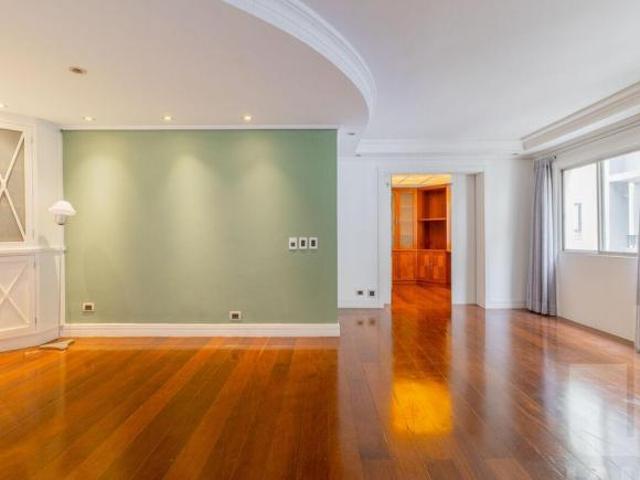Apartamento 03 dormitórios, 02 vagas em Jardim Paulista