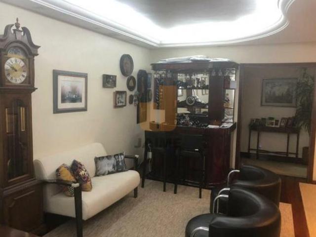 Apartamento 03 dormitórios, 02 vagas em Perdizes