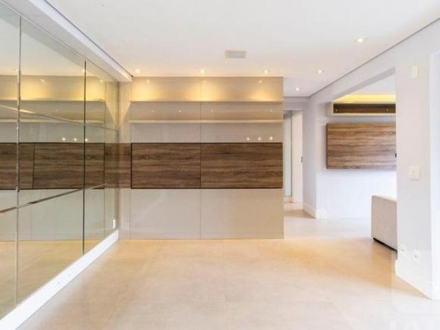 Apartamento 03 dormitórios, 02 vagas em Perdizes