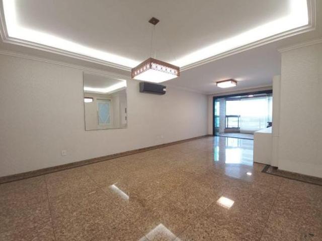 Apartamento 03 dormitórios 02 vagas Ponta da Praia Santos SP