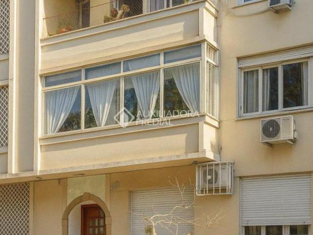 Apartamento 03 dormitórios térreo!