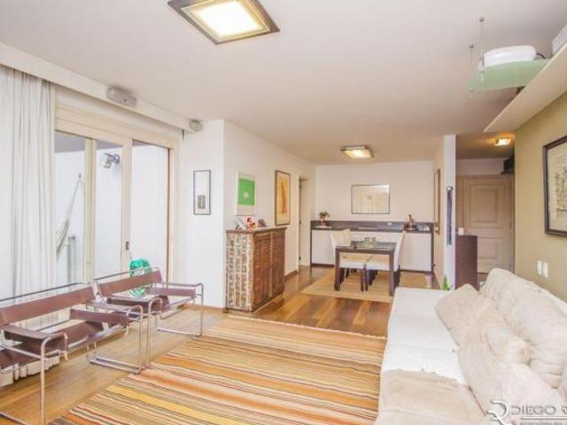 Apartamento 03 dormitórios c/ suíte a venda no Bairro Mont Serrat !