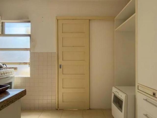 Baixou o preço! Apartamento 3 Dormitórios com Suíte e Vista para o Guaíba