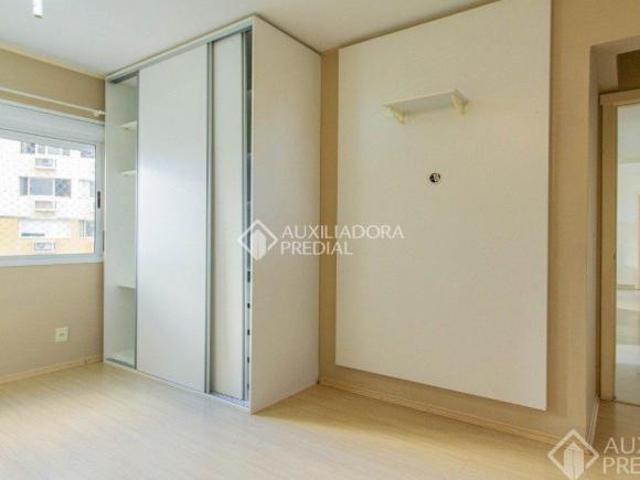 Apartamento 03 Dormitórios com 01 Suíte vaga de garagem Partenon Porto Alegre
