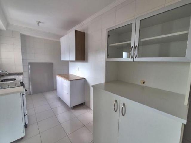 Apartamento 03 Dormitórios com 01 Suite Vila Mascote
