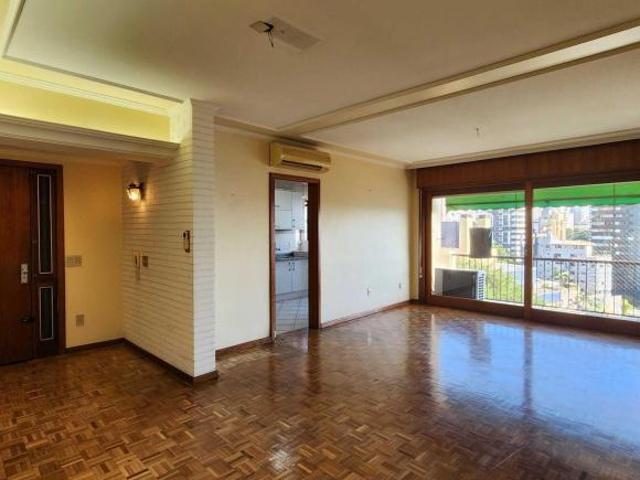 Apartamento 03 dormitórios com 01 vaga de garagem bairro Mont Serrat