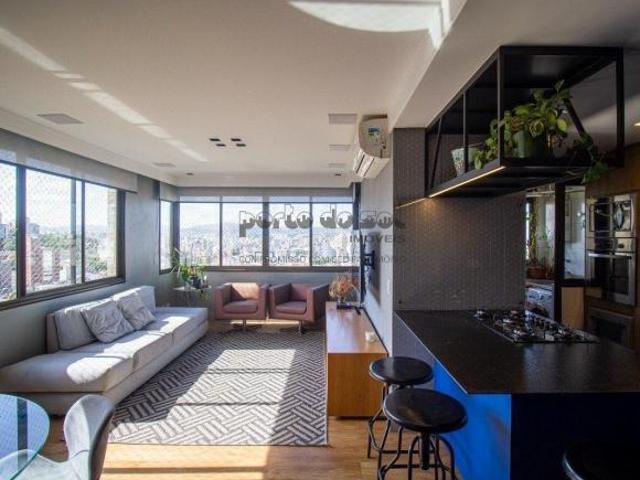 Apartamento 03 dormitórios com 02 vagas de garagem