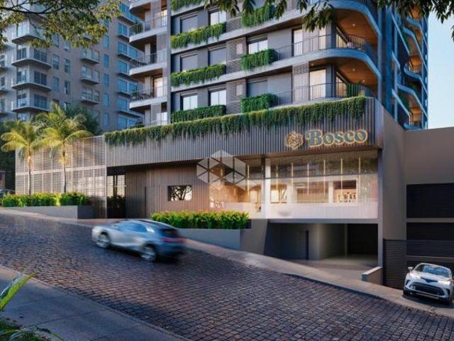 Apartamento 03 dormitórios junto a Praça Vico Barbieri