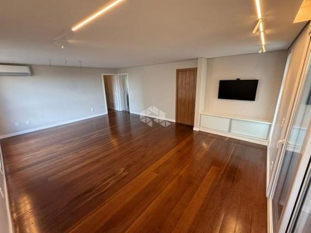 Apartamento 03 dormitórios na Cidade Alta