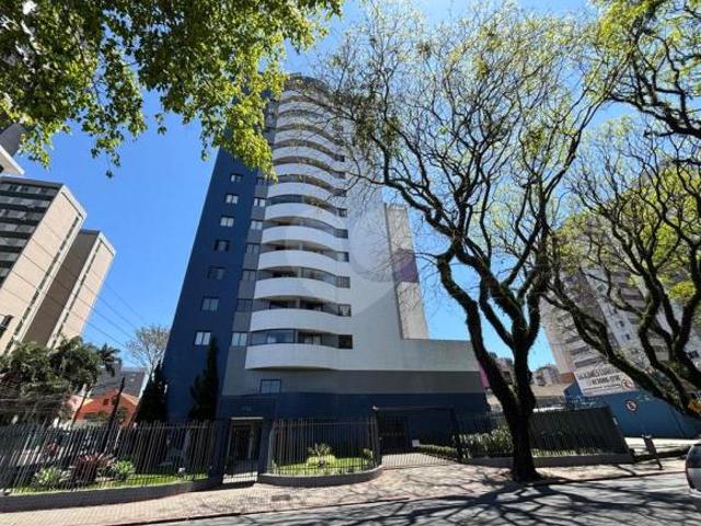 Apartamento 03 dormitórios no bairro Água Verde 041 99710 4652