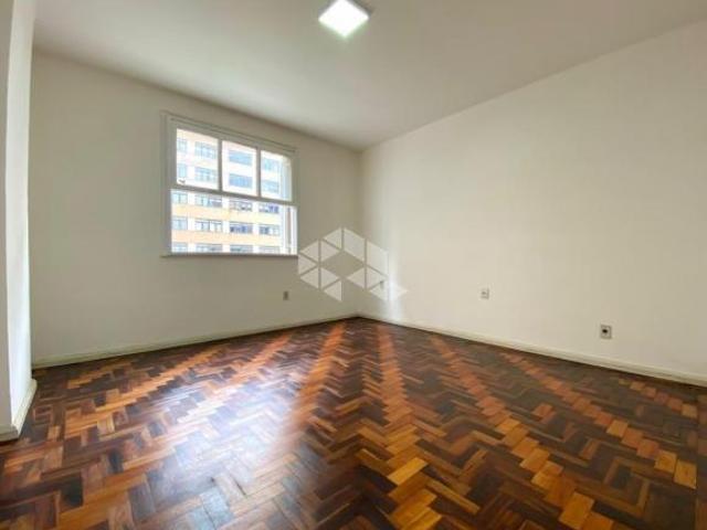 Apartamento 03 dormitórios no Centro Histórico de Porto Alegre