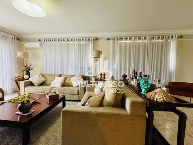 Apartamento 03 Dormitórios sendo 01 Suíte + Dependência Completa, Gonzaga, 161m²,Frente Mar, Com vi