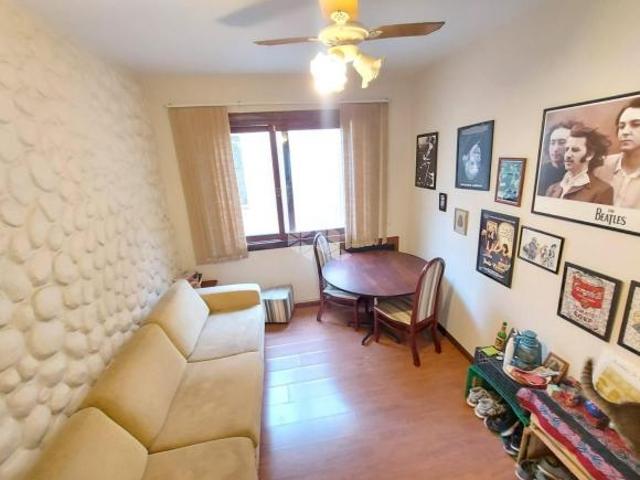 Apartamento 03 dormitórios/quartos na Av Carlos Gomes Bairro Auxiliadora
