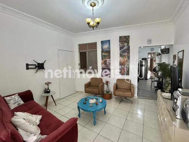Apartamento 03 Quartos no Centro
