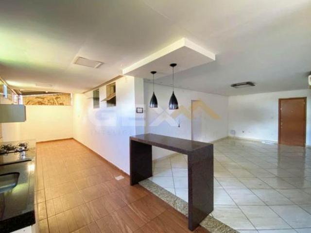 Apartamento 03 Quartos à Venda no Bairro Vila Romana em Divinópolis MG
