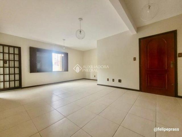 Apartamento 03 quartos  sendo 01 suíte  banheira de hidromassagem  01 closet