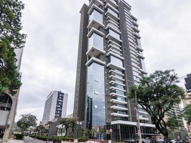 Apartamento, 03 Suítes, 04 Banheiros, 03 Vagas, Àgua Verde, Curitiba