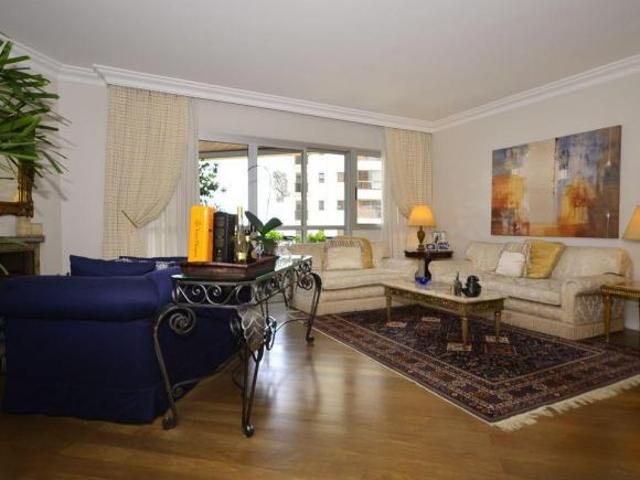 Apartamento 03 Suítes 04 dormitórios no Morumbi