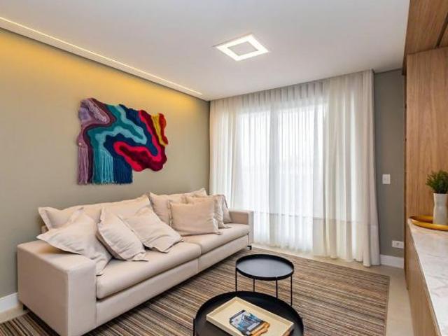 Apartamento 03 suítes 128m² 02 vagas bairro Batel Curitiba PR!