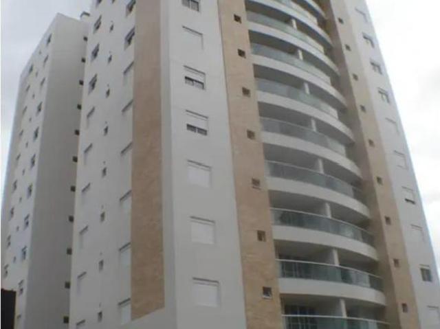 Apartamento 03 suítes, ao lado do Metrô