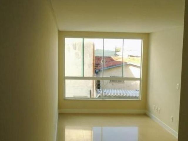 Apartamento 01 dormitório no centro de Tramandaí