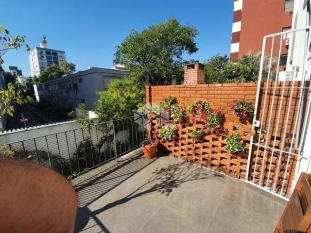 Apartamento 01 dormitório com terraço e garagem
