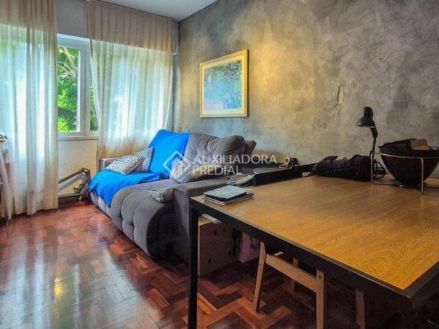 Apartamento 01 dormitório de frente