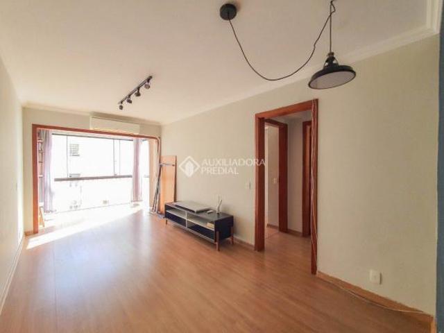 APARTAMENTO 01 DORMITÓRIO EM PRÉDIO COM ELEVADOR
