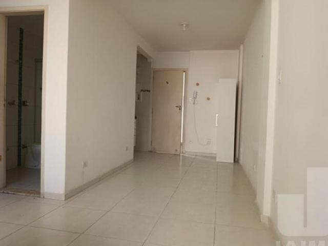 Apartamento 01 dormitório em Santa Cecília