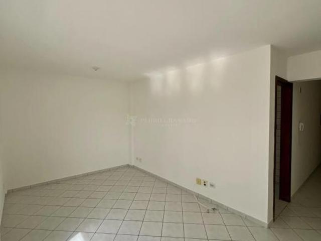 Apartamento 01 Dormitório Zona 07