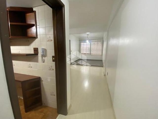 Apartamento 01 dormitório/Quarto sendo 01 garagem escriturada Centro Histórico de Porto Alegre