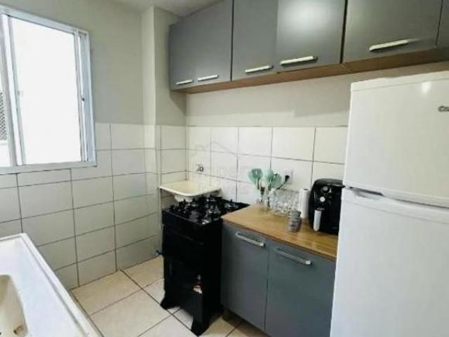 Apartamento, 02 dormitórios, 40 m² Condomínio Campo Di Madri bairro Residencial Dom Bosco, na Zo