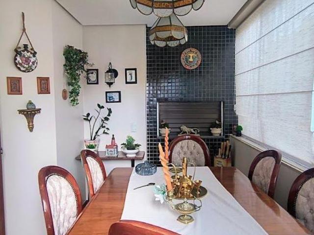 Apartamento 02 dormitórios 71 m2 no Menino Deus