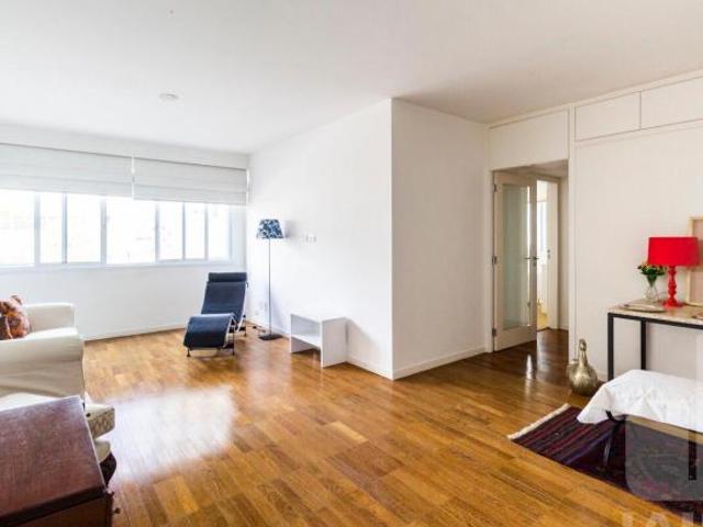 Apartamento 02 dormitórios,01 vaga em Higienópolis