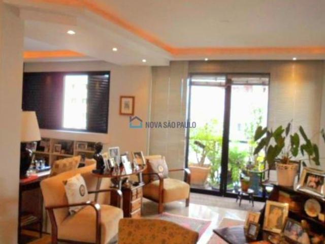 Apartamento 02 dormitórios 01 suíte 02 vagas + depósito Vila Olímpia